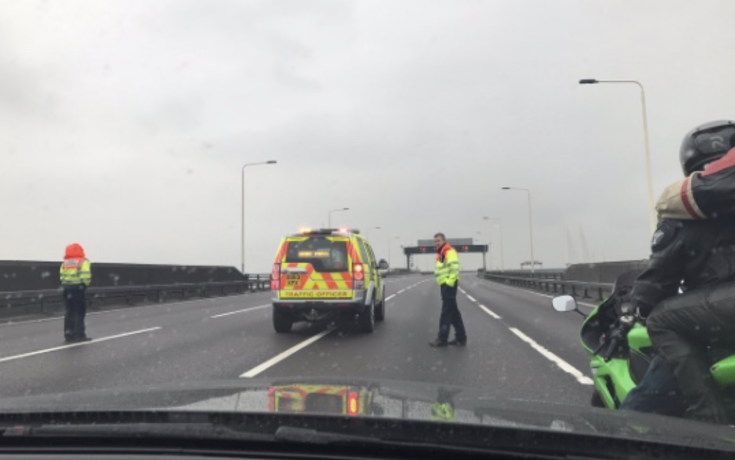 Queen Elizabeth bridge closed due to serious incident