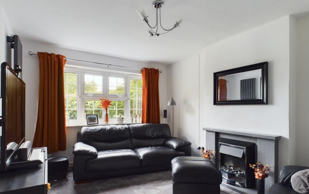 Property: Geoffrey Matthew: Three bedroomed home in Old Harlow